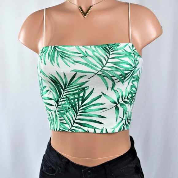Tops | Island Print Cropped Top | Poshmark